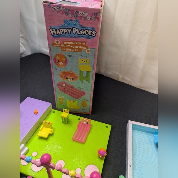 Shopkins | Toys | Happy Places Shopkins Happy Home Pool Sun Deck ...